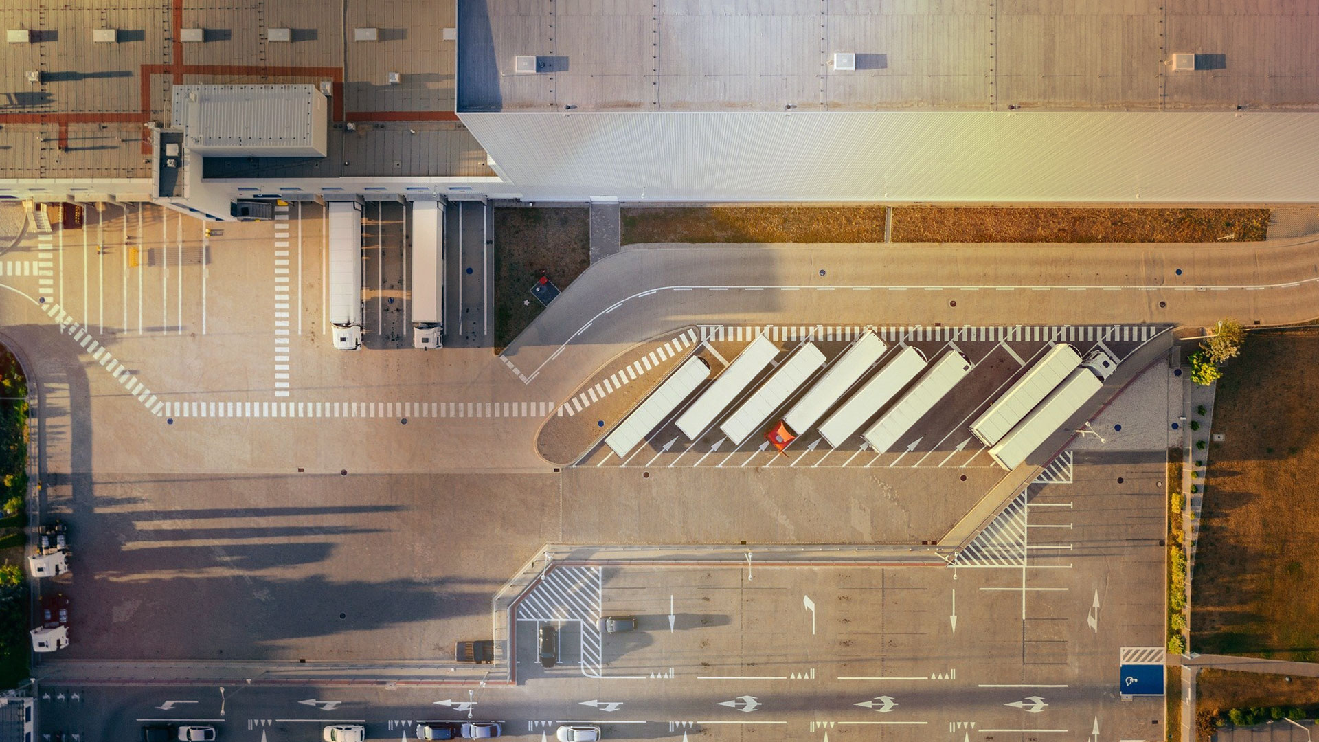 UAE Logistics Trends 2024: Key Opportunities & Insights